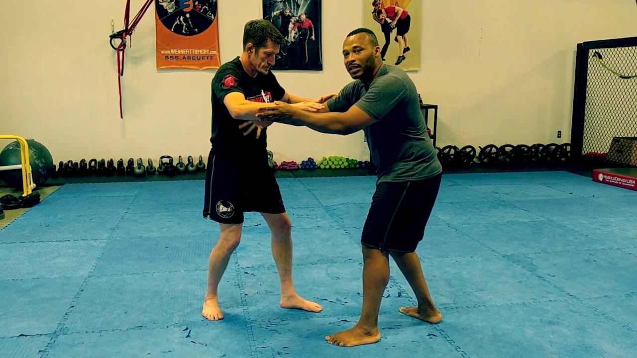 How to control the clinch - YouTube