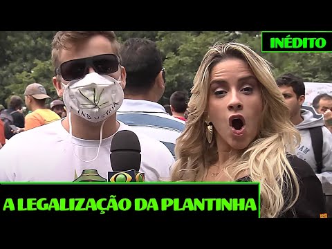 A PANICAT BABI E AMANDA FICARAM BRISADAS NA MARCHA DA MACON**