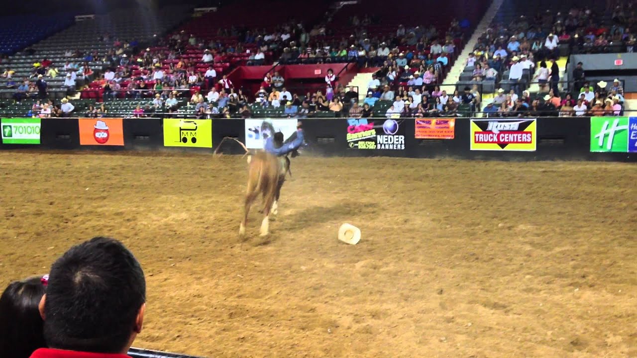 Kyle Charley Riding At The Mexican vs. American Rodeo - YouTube