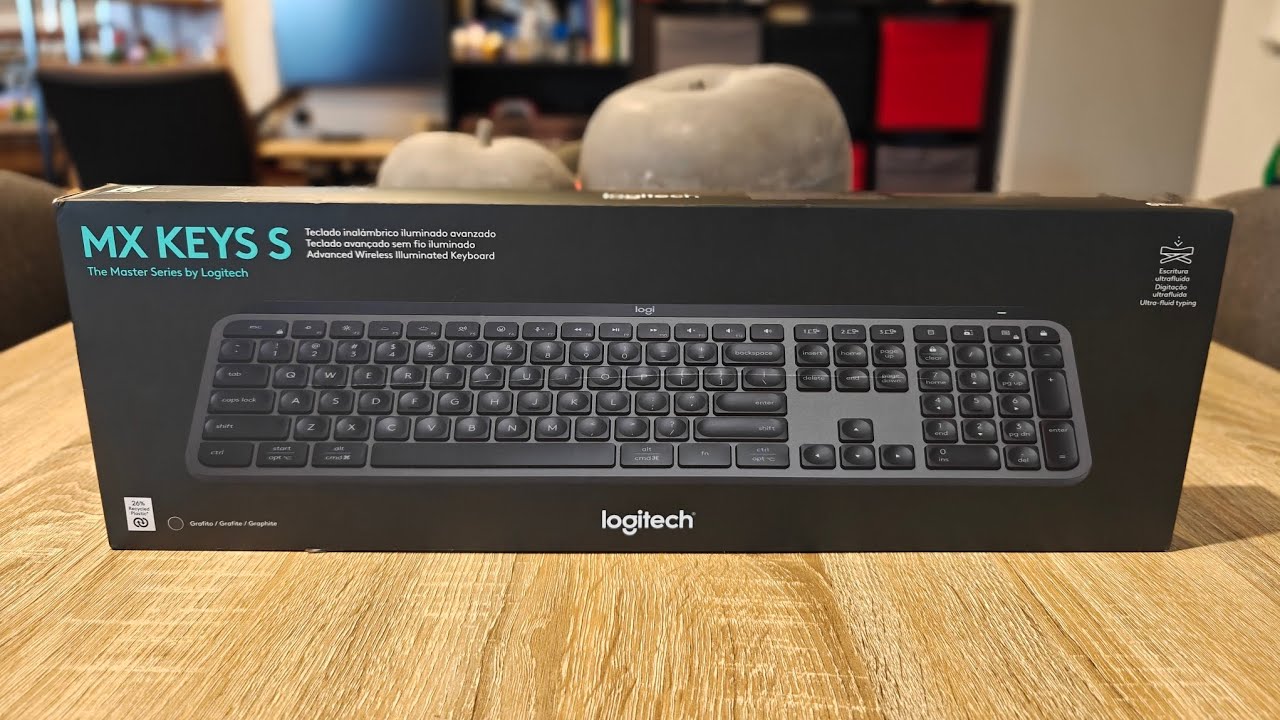 Minor updates make the best even better. Unboxing the Logitech Master ...