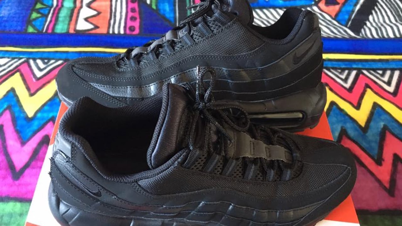 Nike Air Max 95's - Fresh out of the Box (Review). - YouTube