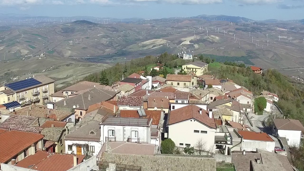 Trevico riprese dall'alto 10/11/2016 F.lli Garofano Plusc. - YouTube