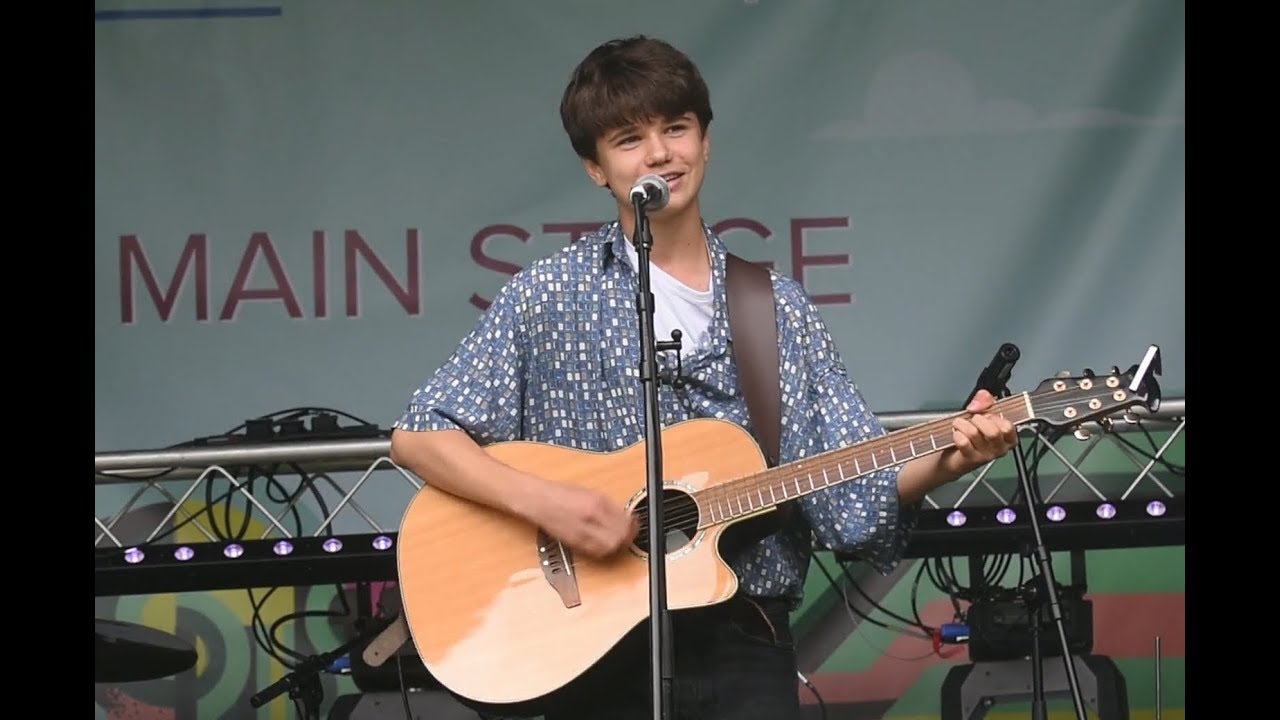 Sam Wilkinson - winner of The Voice Kids - live @ Crystal Palace ...