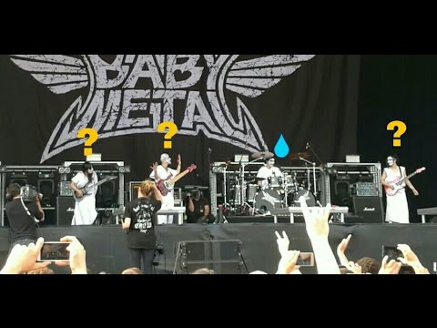 Babymetal, FAILS ON STAGE! (part 2) - YouTube
