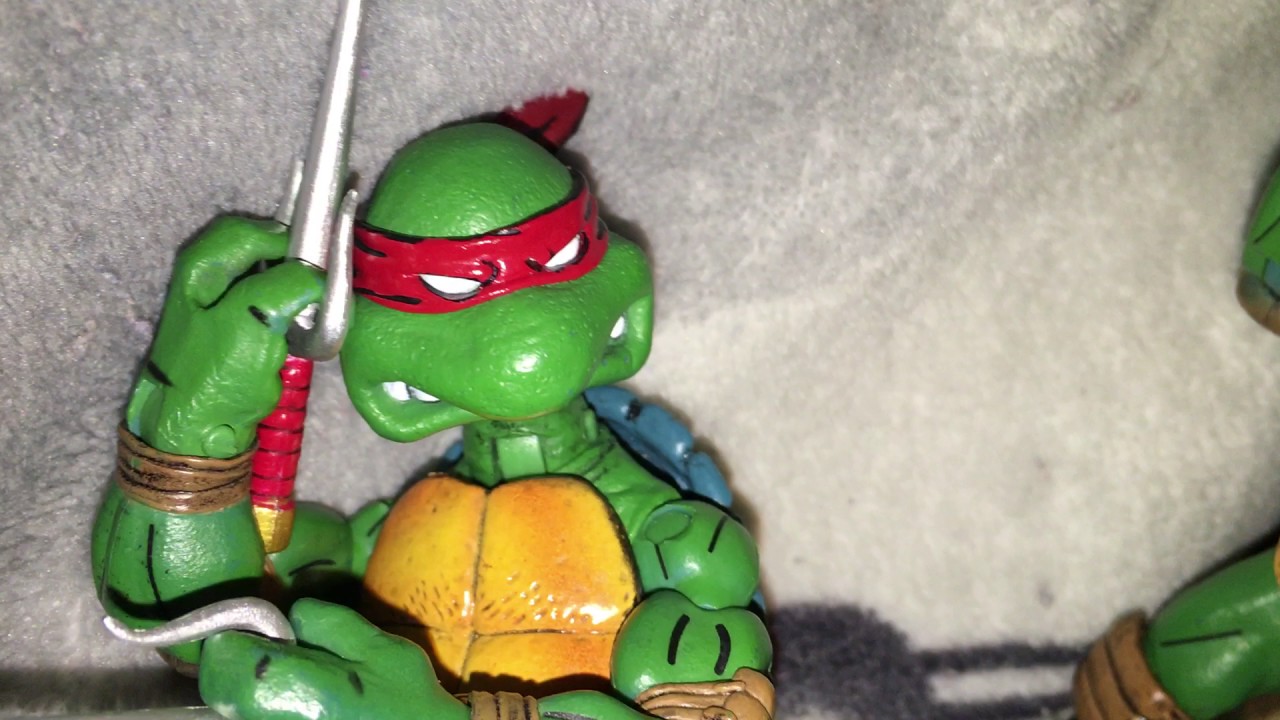 Leotube TMNT NECA bootleg review red bandanas - YouTube