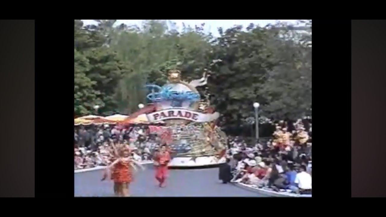 2001 0512 14 TDR 09 Party Express Disney on parade [R] - YouTube