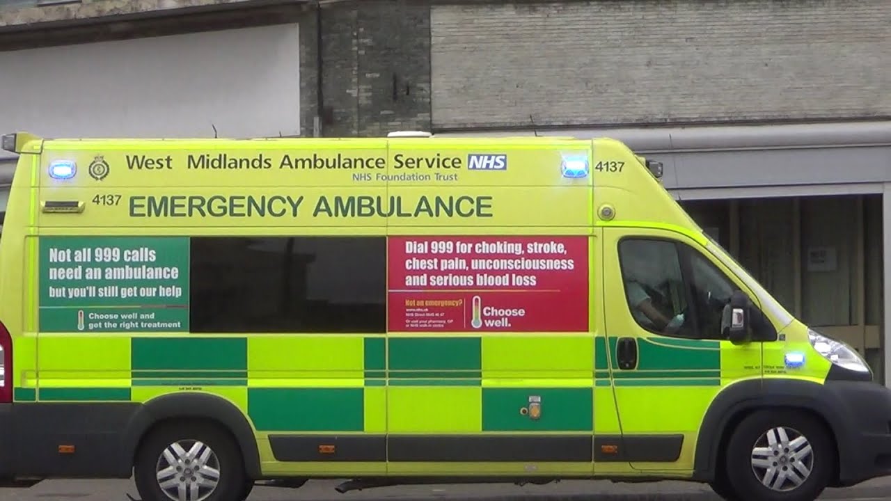 WMAS (4137) - Emergency Ambulance Fiat Ducato on shout in Hereford ...