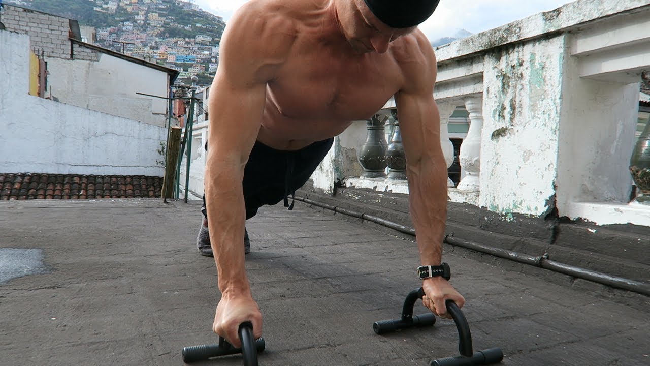 Maximum Results In Minimum Time | JACKED IN 10 - YouTube