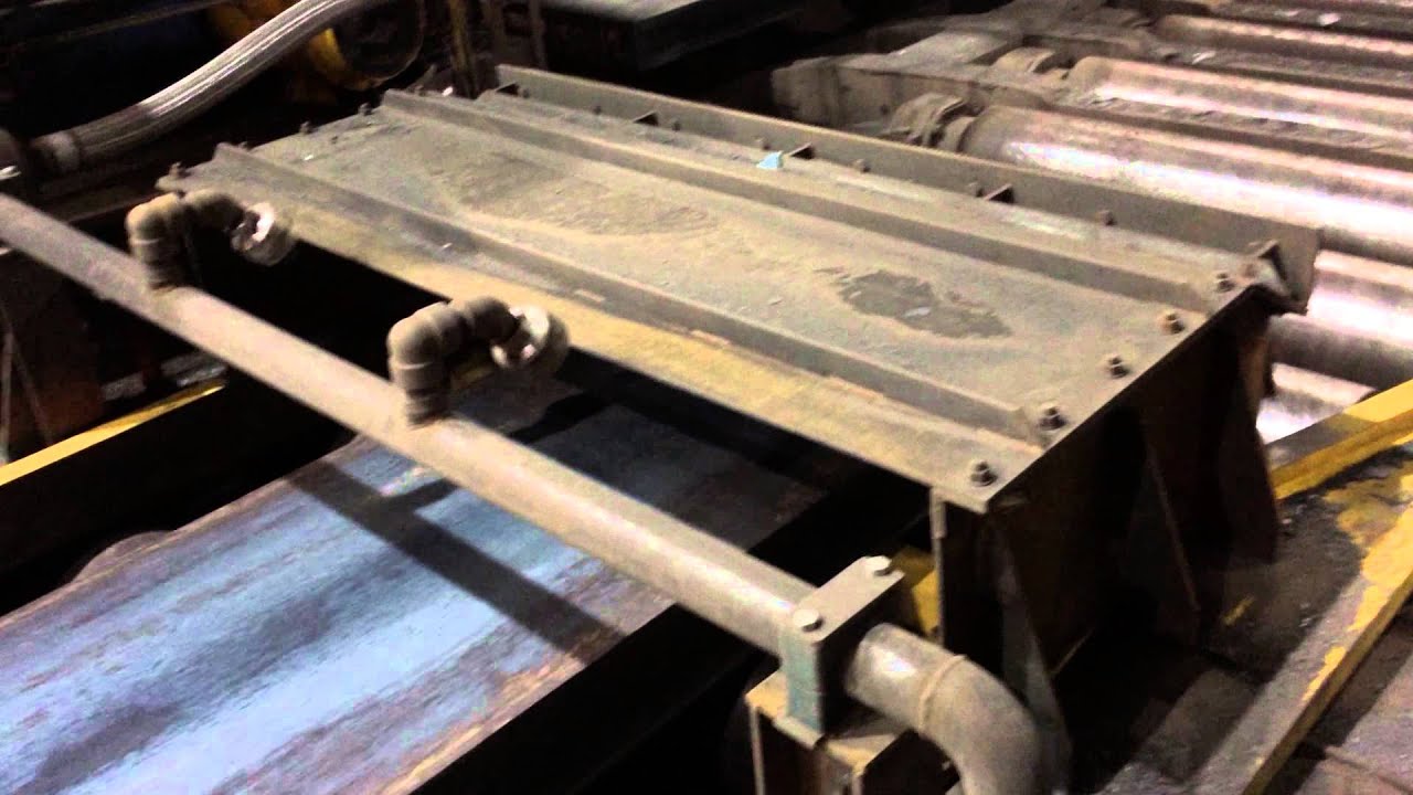 Air Nozzle SILVENT 780 LA cleaning steel slab - YouTube