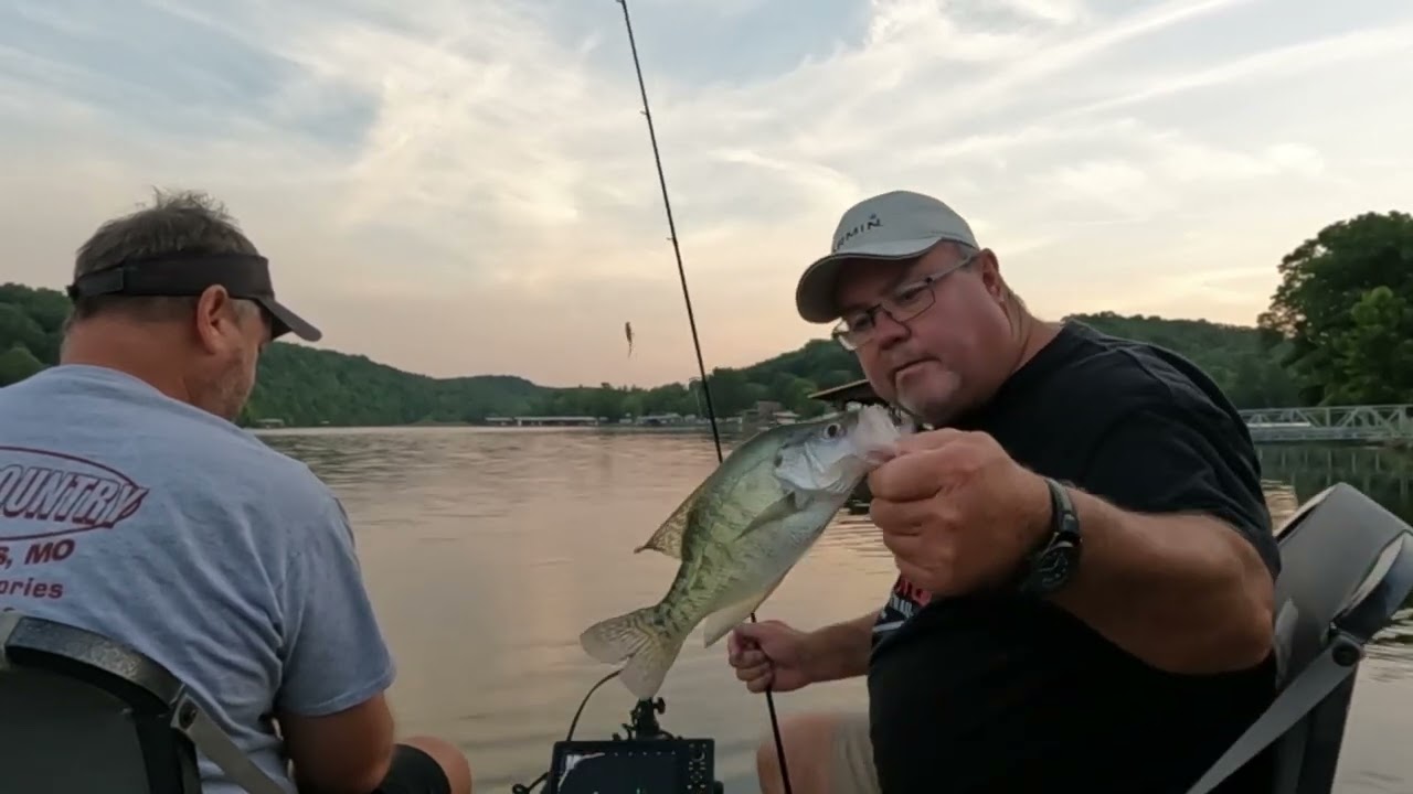 CrappieBoss: Can Brian Sowers talk and fish? Part #1 - YouTube