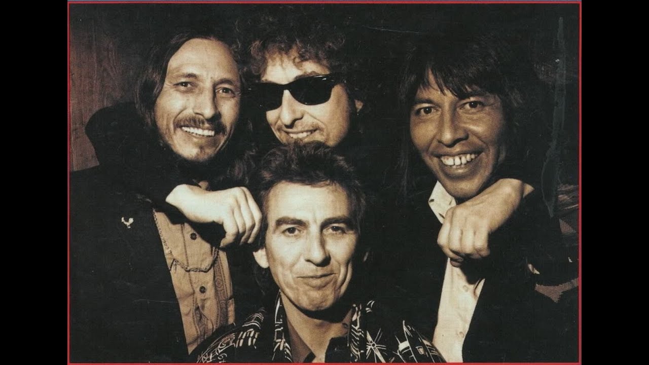 John Trudell & Jesse Ed Davis - Shaman (Make a Chant) [1986] - YouTube