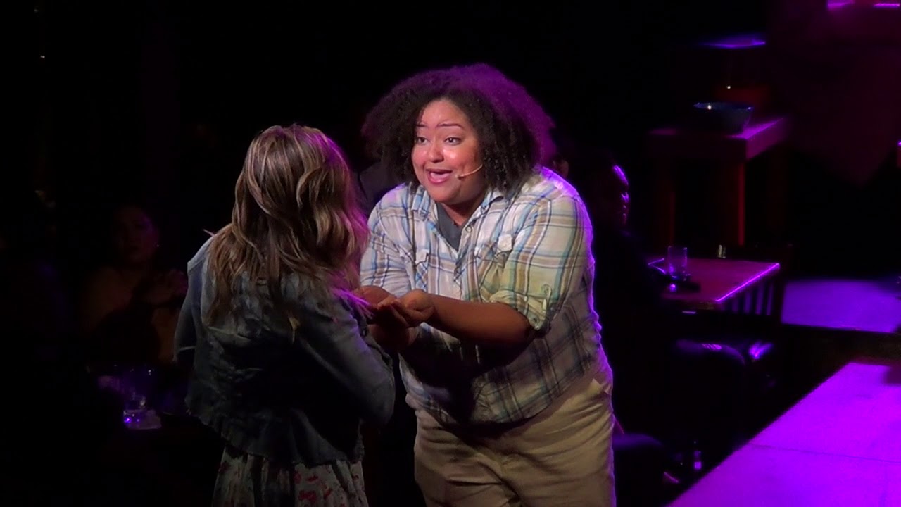 Dennis-Dylan, Lander and Cast Fight Song 9.15.18 - YouTube