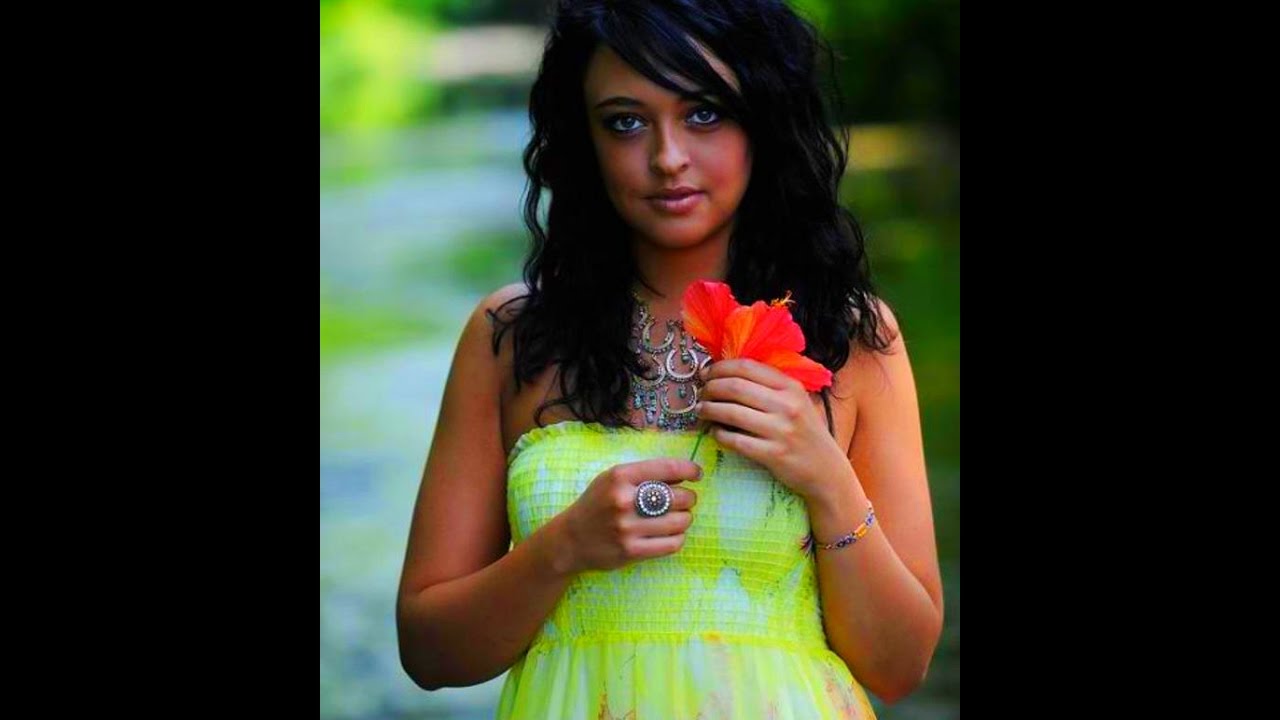 HOW SWEET IT IS-AMERICAN HONEY-STUCK LIKE GLUE-EMILEE ALLAN IN NILES ...