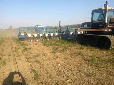 Twin-Row Corn Planting (Part 2 of Part 2) - YouTube