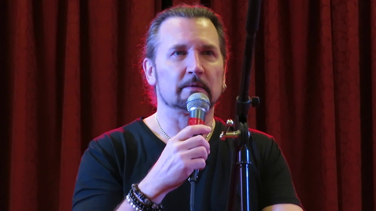 Eric Singer - Talks about his children @ Wyndham Indianapolis West 4/13 ...