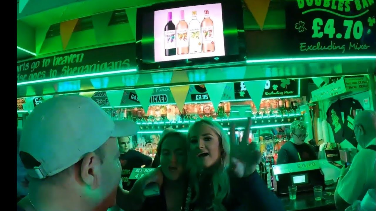 Partying Blackpool Random And Desperate Pub Crawl - YouTube