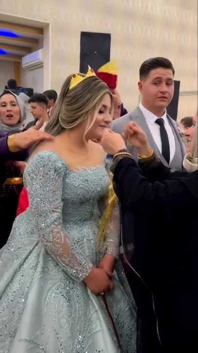 احلى عرسان شوفو ام العروسه لبست بنتها اكبر اكلاده ذهب 👰♂️💃💃💃💃 Youtube