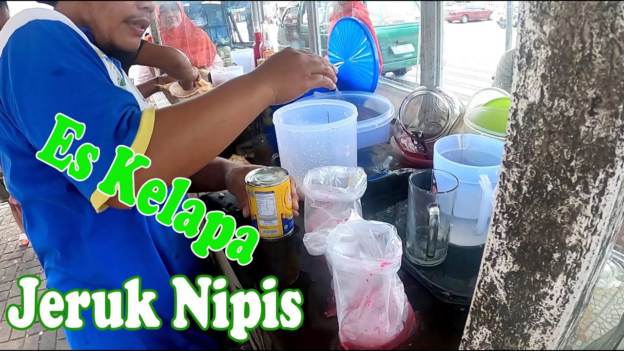 Indonesian Streetfood Es Kelapa Jeruk Nipis 🍹( Coconut Ice with Lime ...