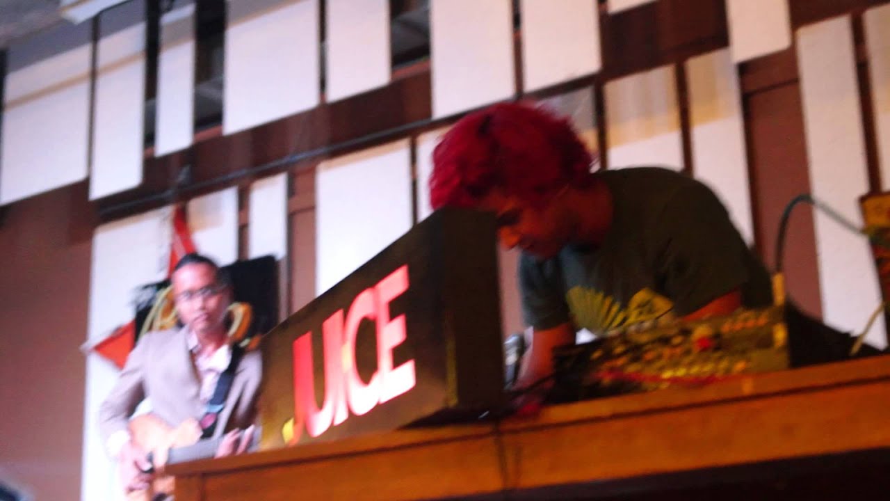 Az Samad & Darren Ashley (Electric Guitar and Electronics) - Live ...