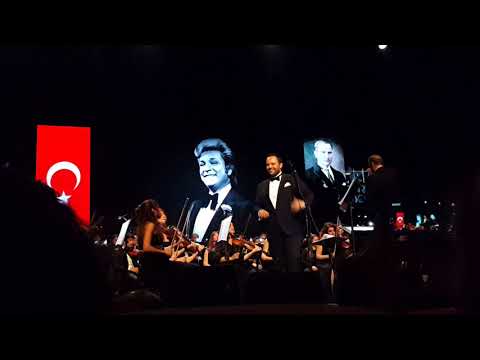 Murat Karahan-Senede Bir Gün