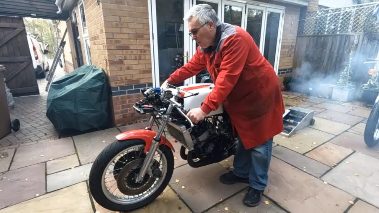 Yamaha TZ 350 finished - YouTube
