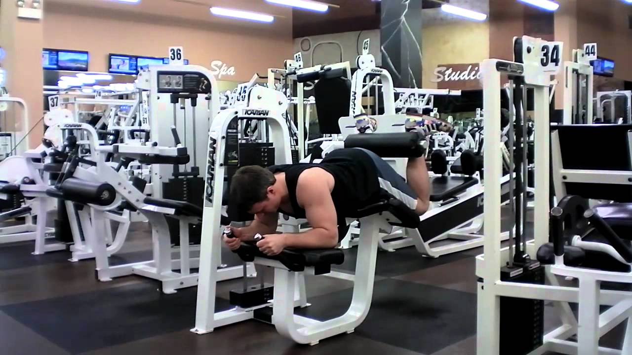 Lying Leg Curls on Machine - YouTube