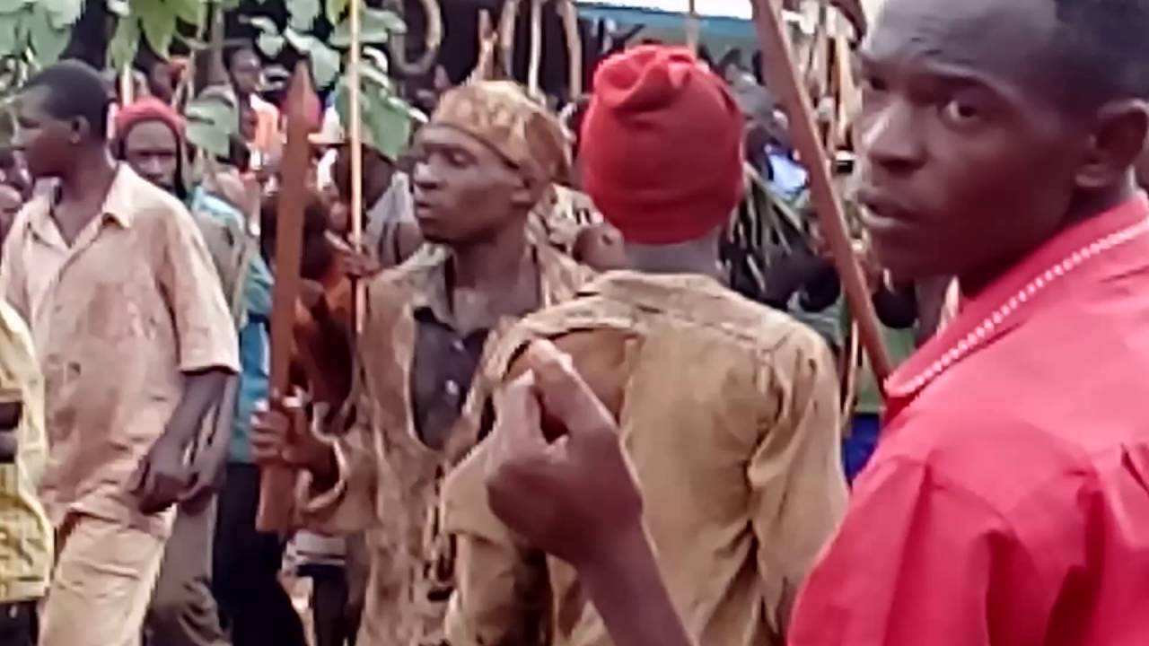 The ugandan bugisu cultural dance(11) - YouTube