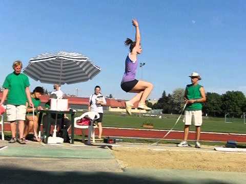 Endrész Klaudia távolugrás 5,50 m - YouTube