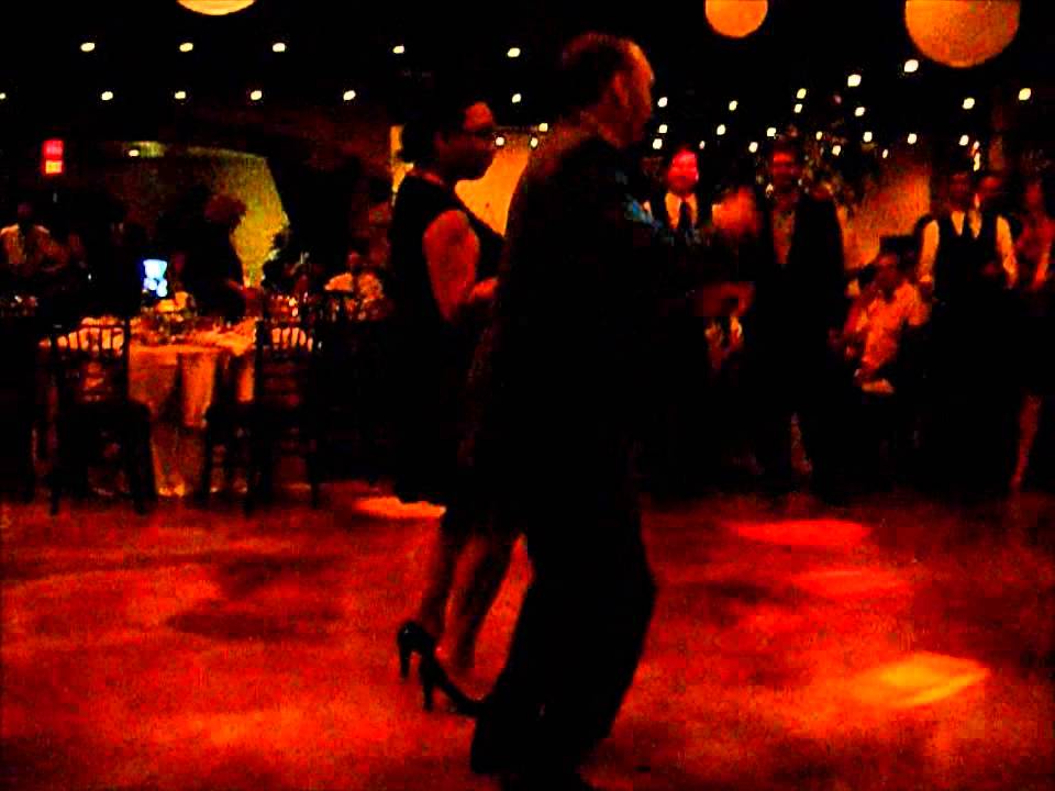 Mom and Son Dance to Jimmy Fallon's "Evolution of Mom Dancing" - YouTube