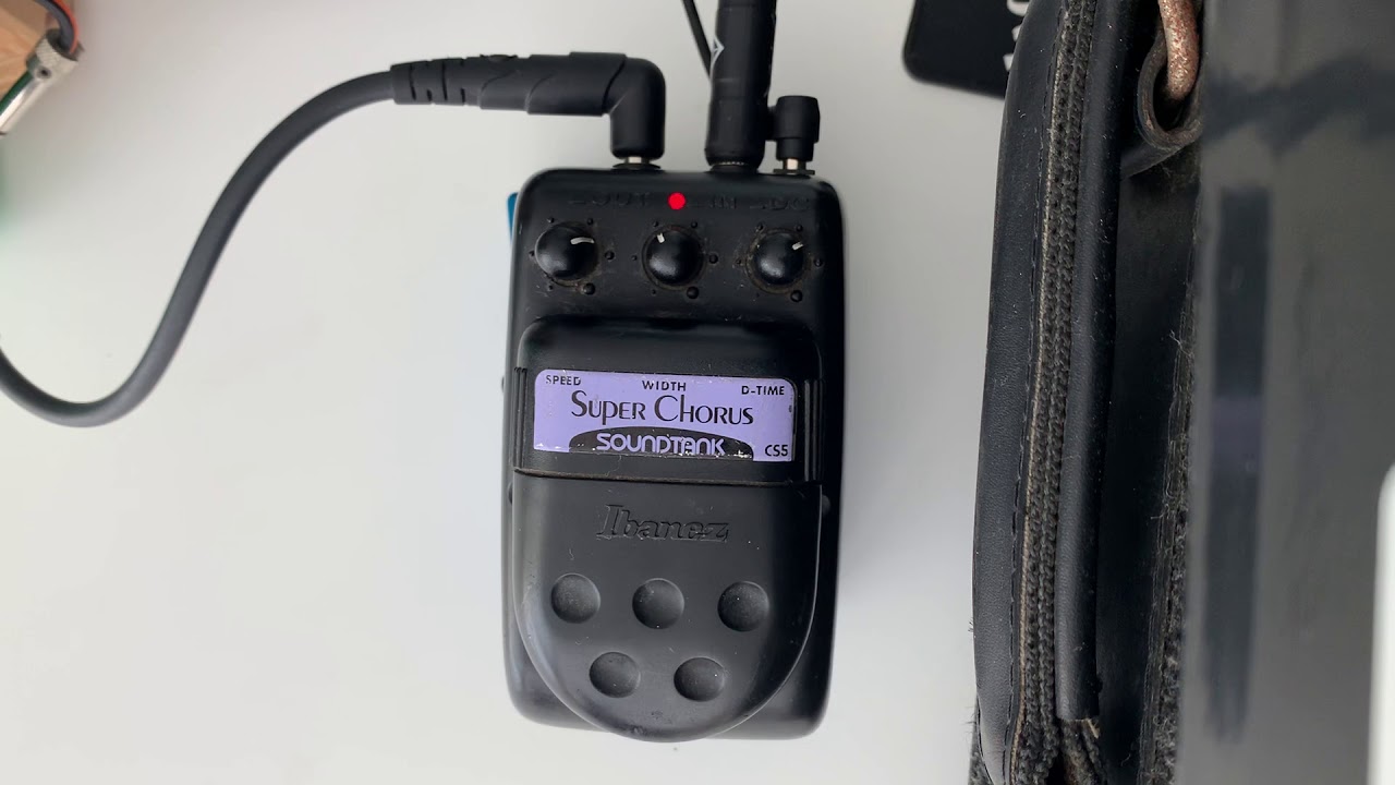 Ibanez CS5 Super Chorus Review Portugues - YouTube