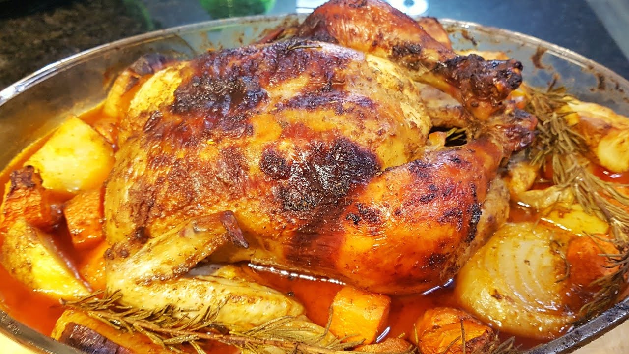 Pollo al horno jugoso y megadelicioso😋sazonlatinoconlizz - YouTube