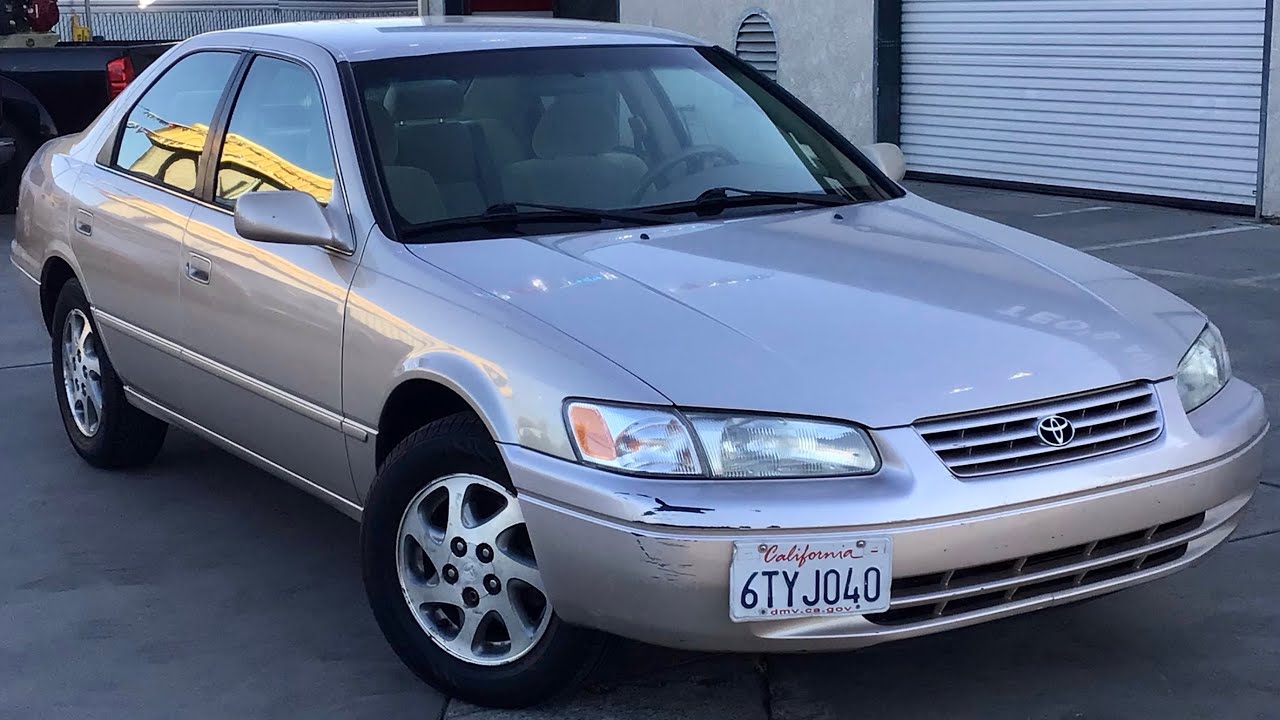 1999 Toyota Camry LE V6 Quick Tour Walk Around - YouTube