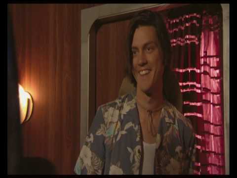 MISS MARS bande-annonce - YouTube