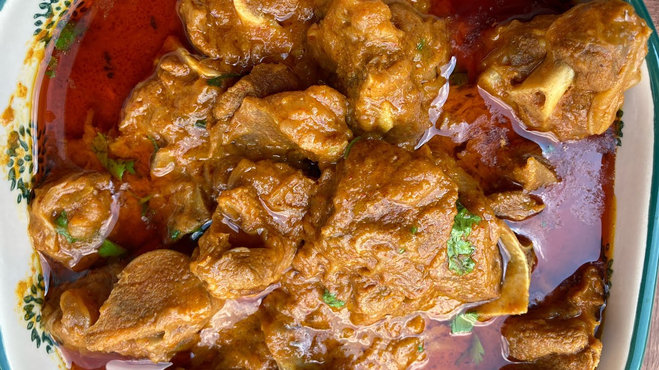 mutton curry / red hot mutton curry /mutton kuzhambu for tiffen ...