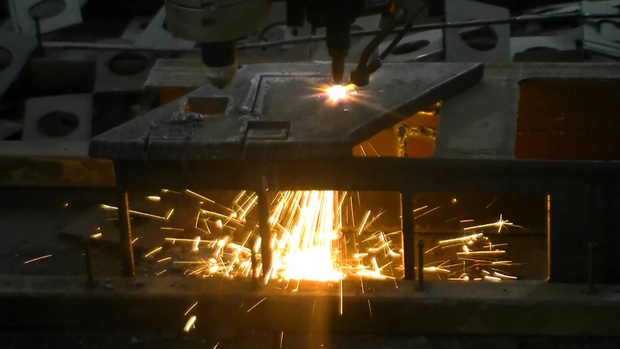 plasma and fire metal cutting machine - YouTube