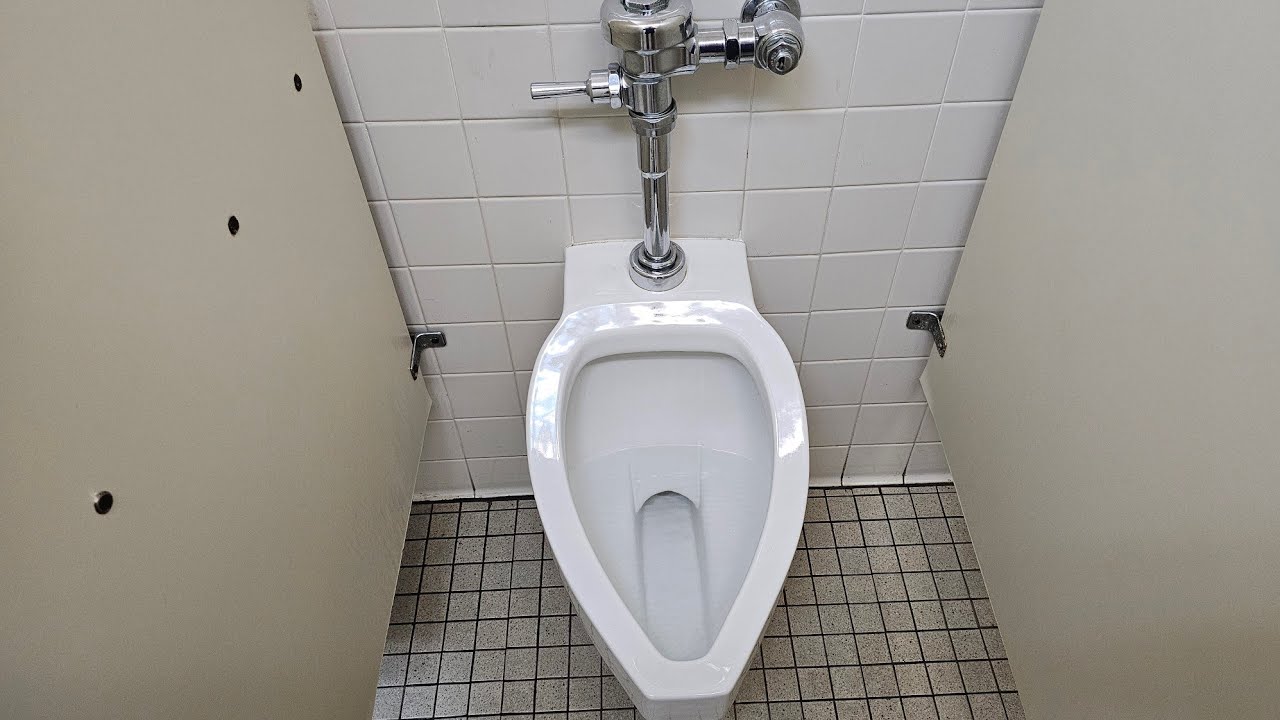 UR #8: The 1st Gen American Standard Jetbrook Urinal: An Interesting ...