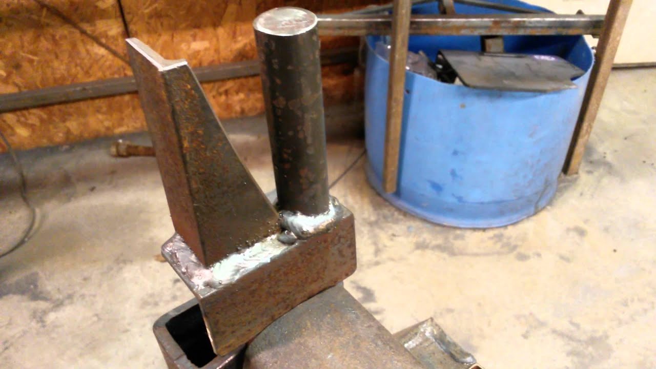 Beginner blacksmith anvil - YouTube