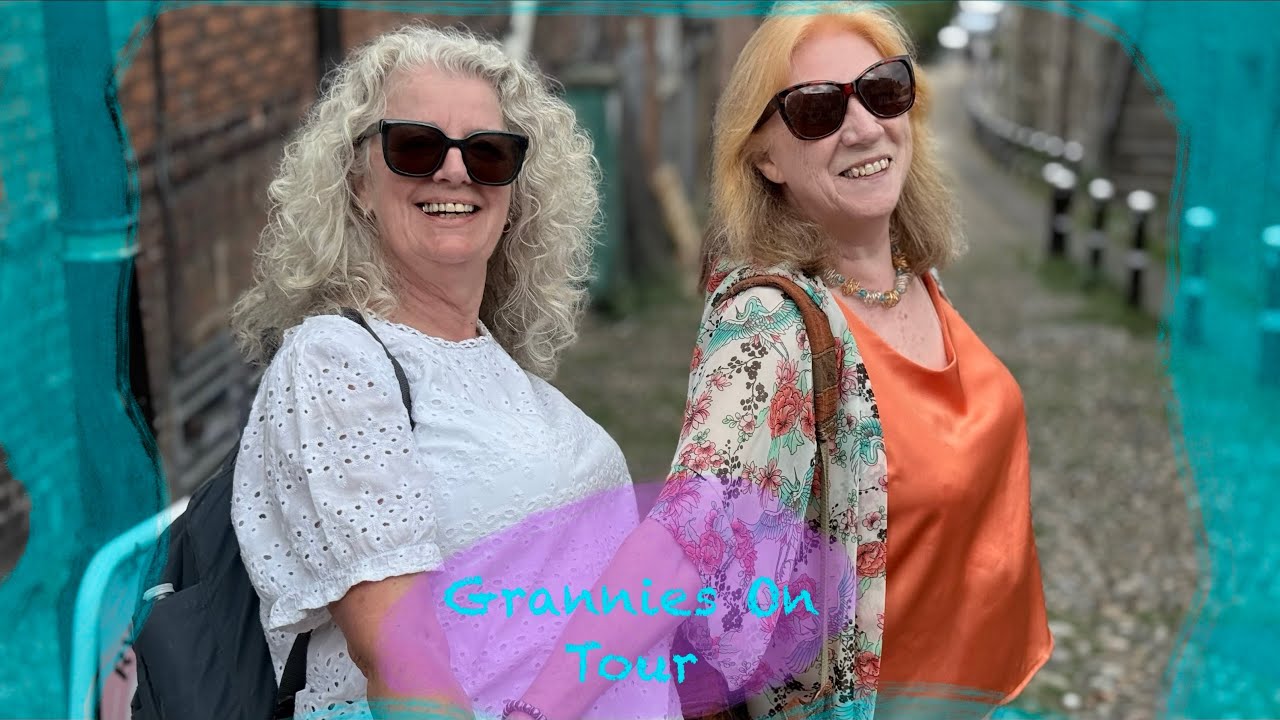 Grannies On Tour S1 EP5 (Series Finale): Waaoowww! - YouTube