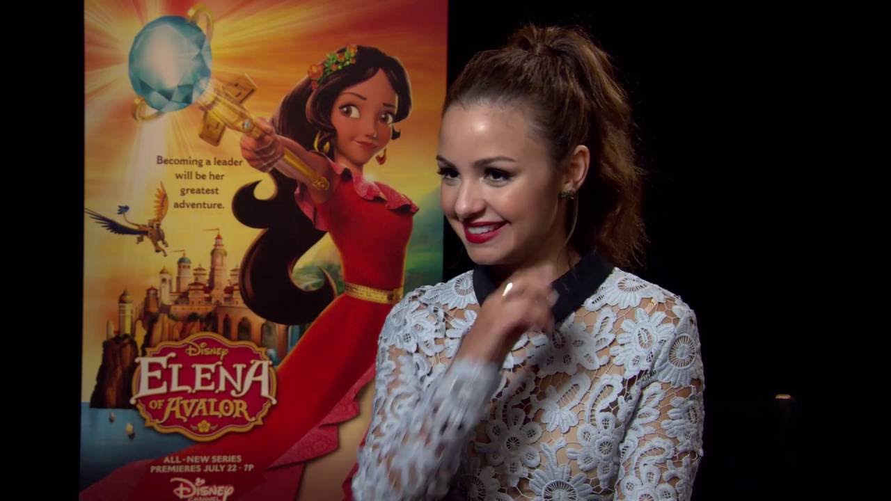 Elena of Avalor interview Aimee Carrero for GeekMom/GeekDad - YouTube
