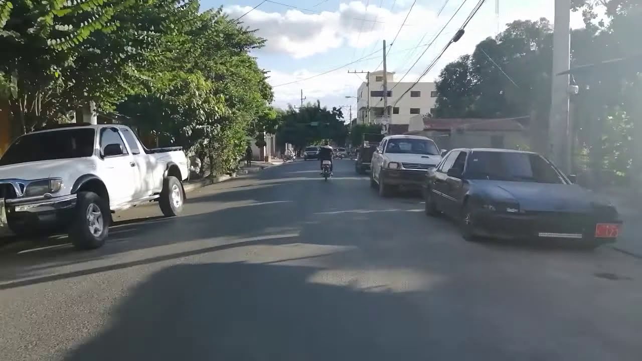 Calle La Mella y La Daniel Goris, Navarrete - YouTube