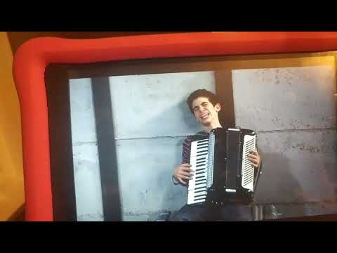 Jessie season 2 episode 22 the panic escape room😄😂😂😂😂😂😂😂