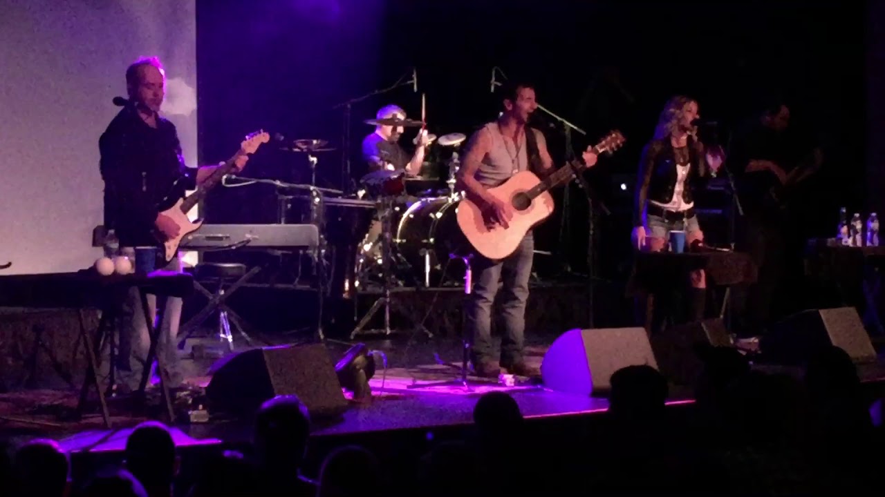 Tim Theriault Sully Erna, Lisa Guyer: Eyes of a Child, live at Tupelo's ...