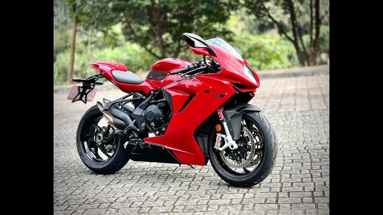 【墨韻】 MV Agusta F3 800 ROSSO (walking around) - YouTube