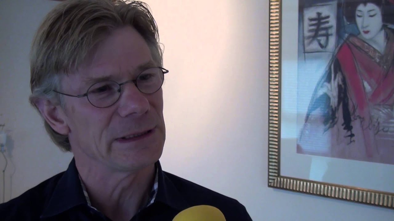 GPTV: Karatedocent Arend Mud schrijft Tien Jaar op een Rots - YouTube