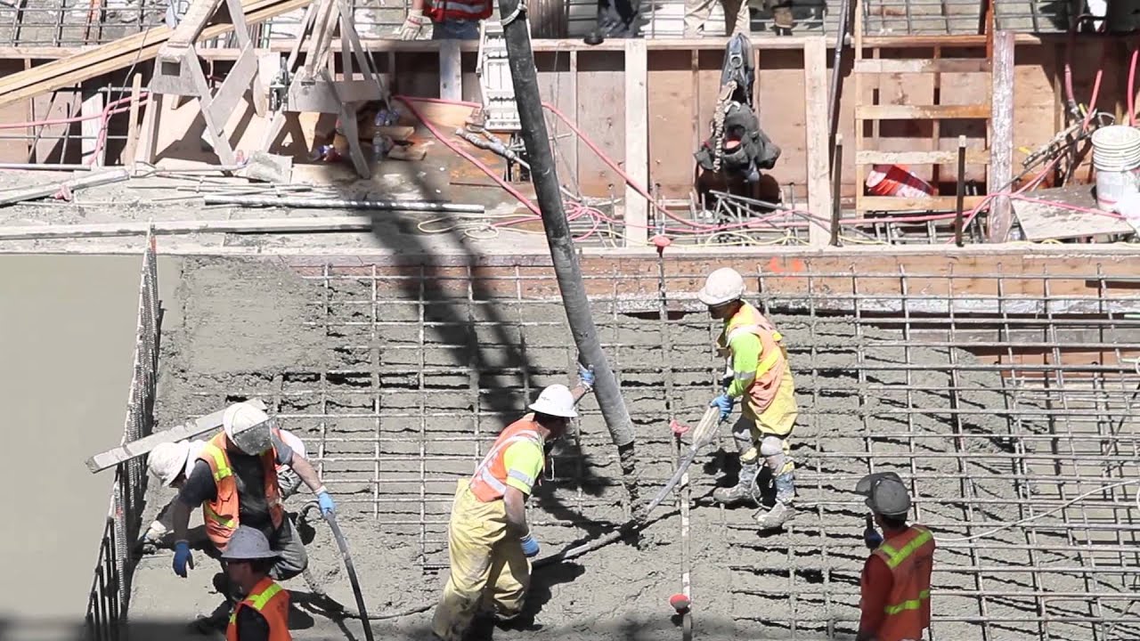 Transforming the SR 99 tunnel launch pit - YouTube