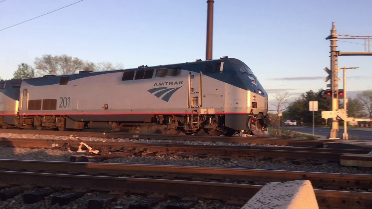 Amtrak train #201 westbound thru Manassas, Va. 4/17/17 - YouTube