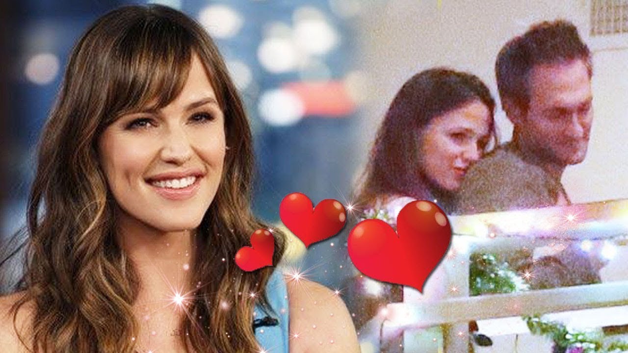 Jennifer Garner Talks Sweet Future With John Miller. - YouTube