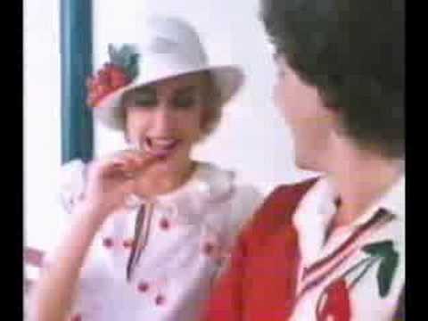 Cherry Ripe commercial [1982] - YouTube