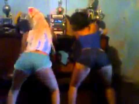 TURRAS PERREANDO