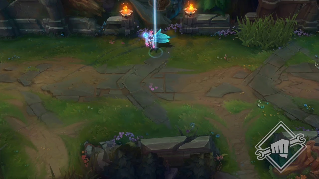 Riven Hoa Linh Lục Địa: trang phục mới LMHT: Riven, Cassiopeia, Kindred ...